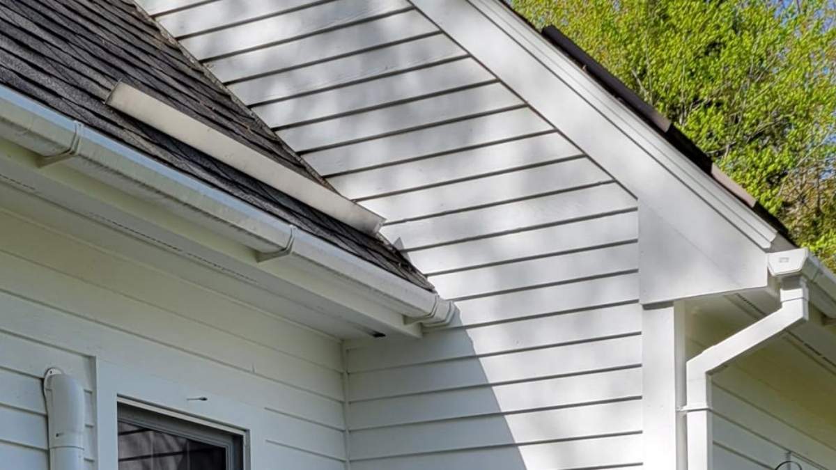 Roof Rain Diverter - Small Addition, Big Benefits for Your Home!